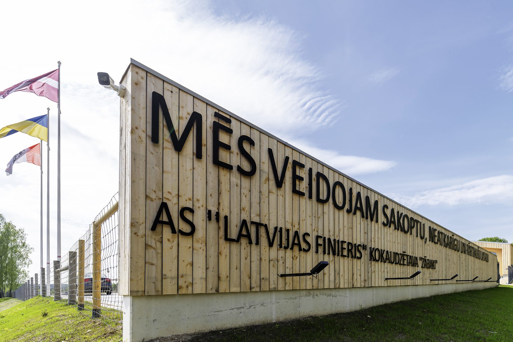 Homepage - Latvijas Finieris